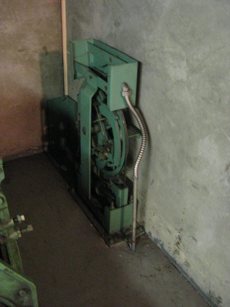 Old US Elevator Governor Replaced During Modernization